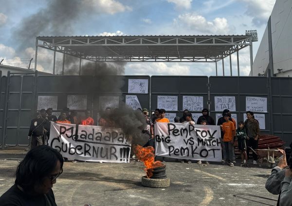 Suporter Menuntut Borneo FC Bisa Kembali Gunakan Stadion Segiri Jadi ...